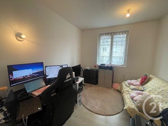 Appartement 2 pièces à Dammarie-les-Lys, LAbbaye du Lys, Centre-ville, Soubiron, à vendre