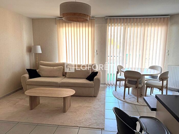 Appartement à louer - Meyzieu - 3 pièces - 2 chambres