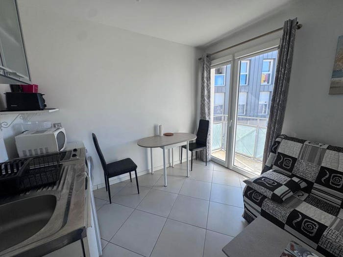 Est, Châtelaillon-Plage : Appartement 1 pièce à louer