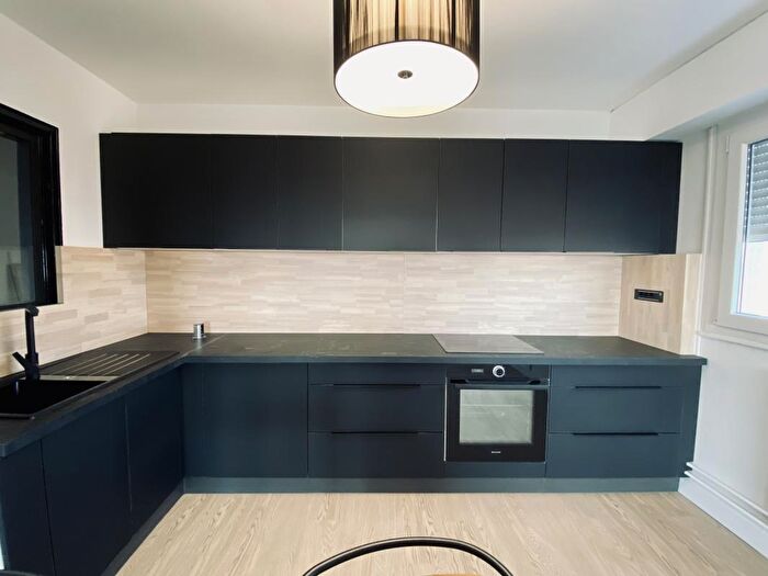 Appartement à louer - Saint-Étienne, Méons, Le Soleil, Châteaucreux, Saint-François - 3 pièces - 2 chambres