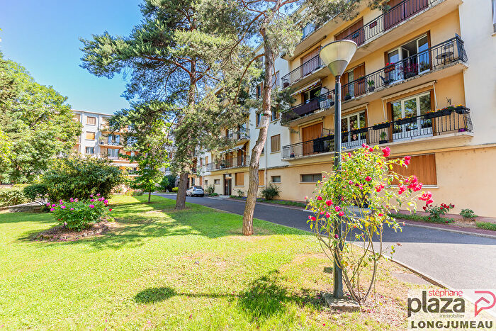 Longjumeau, Centre-ville, Mairie - Appartement 3 pièces à vendre