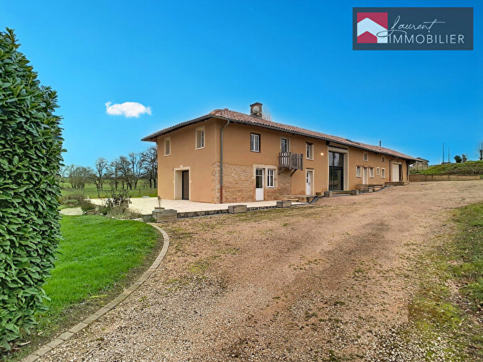 Maison à vendre - Chavannes-sur-Reyssouze - 6 pièces - 4 chambres