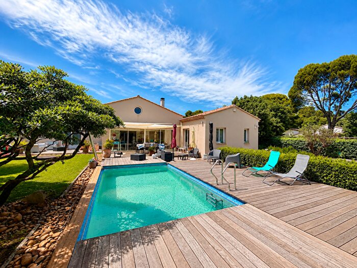 Villeneuve-lès-Avignon, Le Grès, Perrières - Maison 5 pièces à vendre