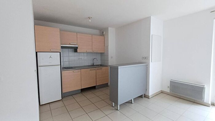 Appartement à louer - Nord-Centre, Cesson - 3 pièces - 2 chambres