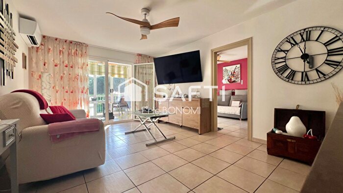 Appartement à vendre - Fréjus, Villeneuve - 3 pièces - 2 chambres