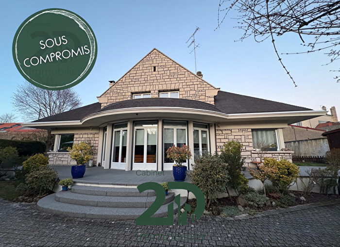 Maison à vendre - Nancy, Mon Désert, Jeanne dArc, Saurupt, Clémenceau - 7 pièces - 5 chambres