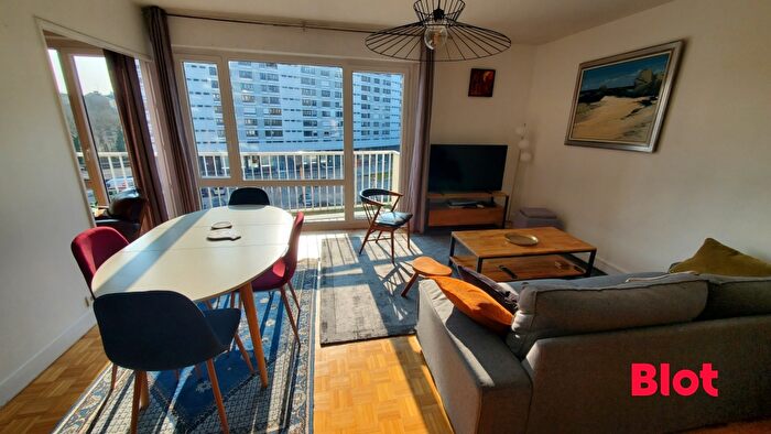 Appartement à vendre - Quartiers Centre, Saint-Anne - 4 pièces - 2 chambres