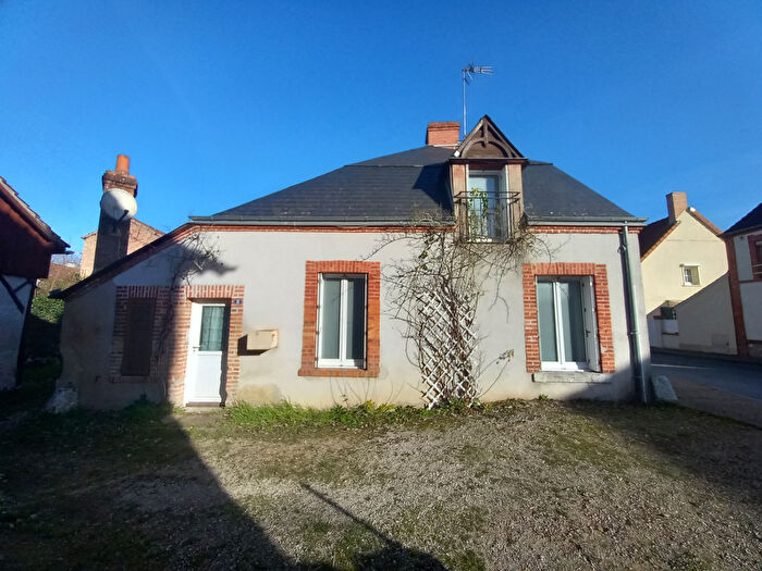 Maison à vendre - La Ferté-Saint-Cyr - 3 pièces - 2 chambres