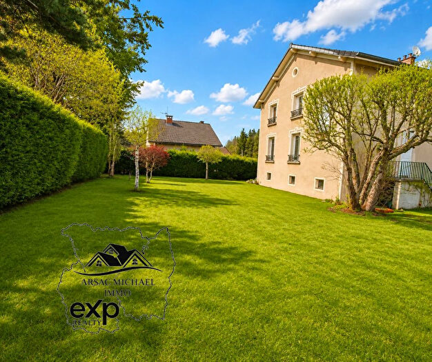 Le Chambon-sur-Lignon : Maison 7 pièces à vendre