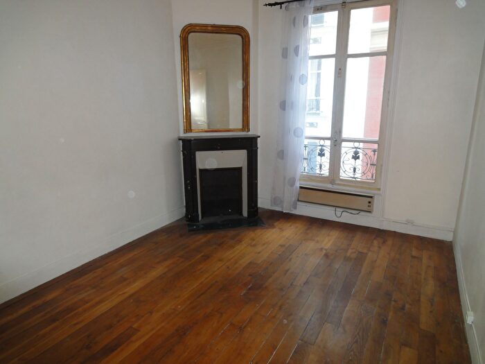 Appartement 1 pièce à Paris 11ème, Belleville, Saint-Maur, à vendre