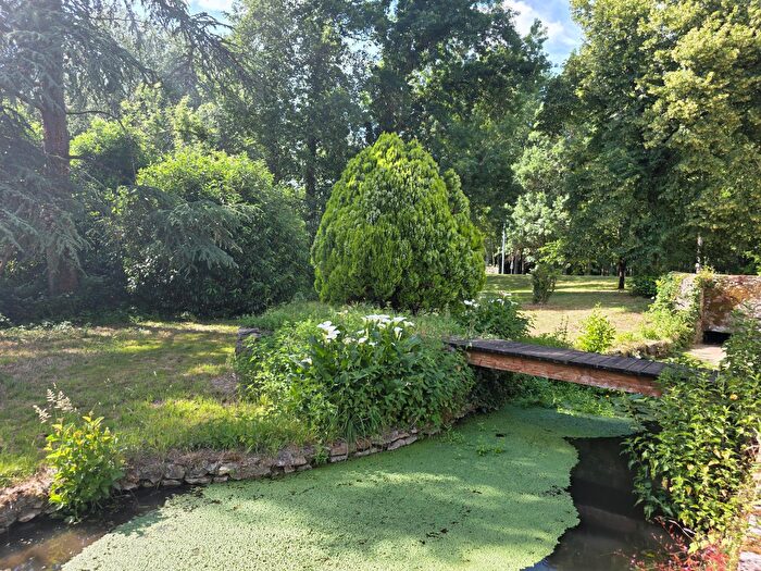 Maison 6 pièces à Baugé, à vendre