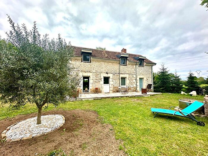 Maison à vendre - Pontvallain - 4 pièces - 2 chambres