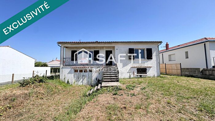 Maison 6 pièces à vendre - Saint-Michel-en-lHerm