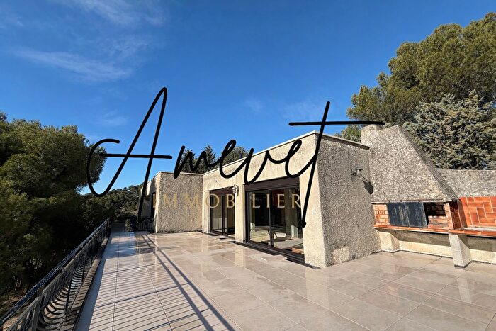 Appartement à vendre - Châteaurenard - 5 pièces - 3 chambres