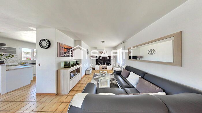 Maison 5 pièces à Bassens, à vendre