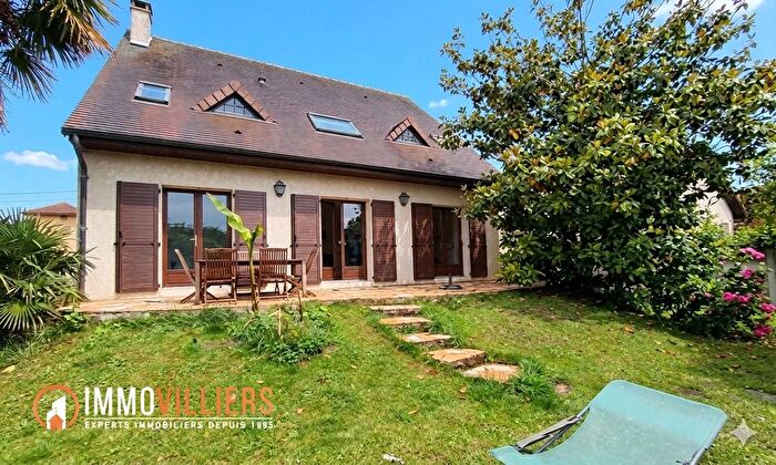 Noisy-le-Grand : Maison 6 pièces à vendre