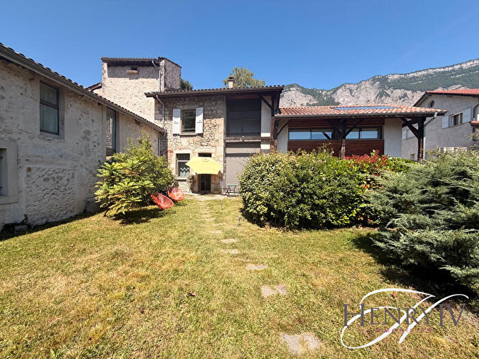 Maison 5 pièces à louer - Saint-Ismier