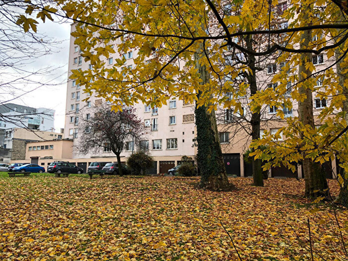 Épinay-sur-Seine, Les Econdeaux : Appartement 2 pièces à vendre