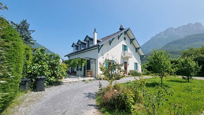 Talloires : Maison 10 pièces à vendre