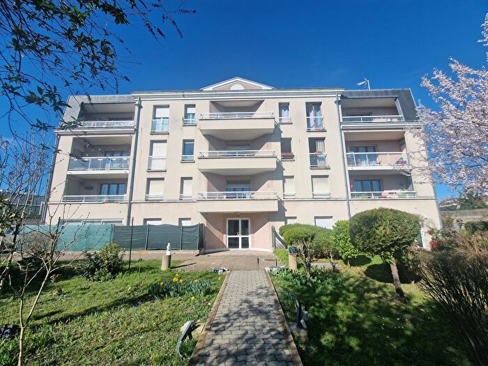 Appartement à vendre - Noisy-le-Sec, Cité des Fleurs - 2 pièces - 1 chambre