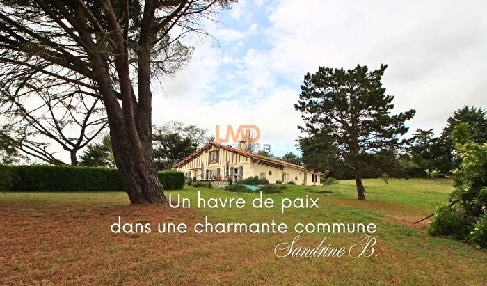 Maison à vendre - Lamothe-Cumont - 7 pièces - 5 chambres