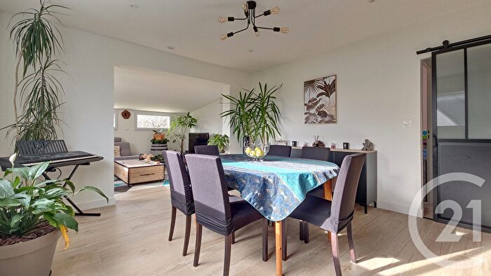 Maison à vendre - Theix - 5 pièces - 4 chambres