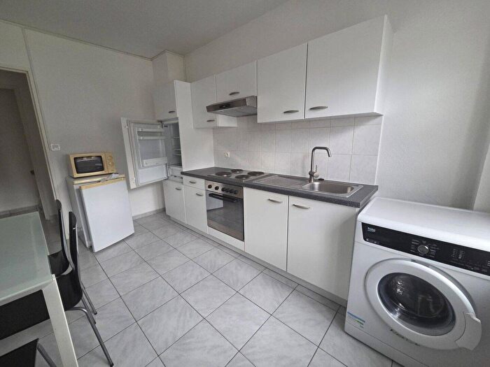 Appartement à louer - Saint-Louis - 2 pièces - 1 chambre