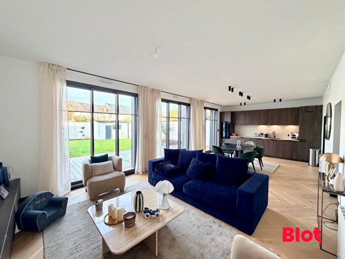 Maison à vendre - Quartiers Sud-Est, Francisco Ferrer - 6 pièces - 4 chambres