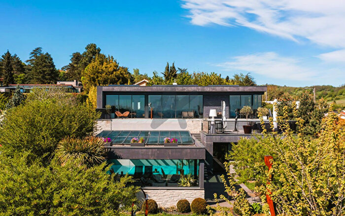 Maison 6 pièces à Saint-Didier-au-Mont-dOr, à vendre