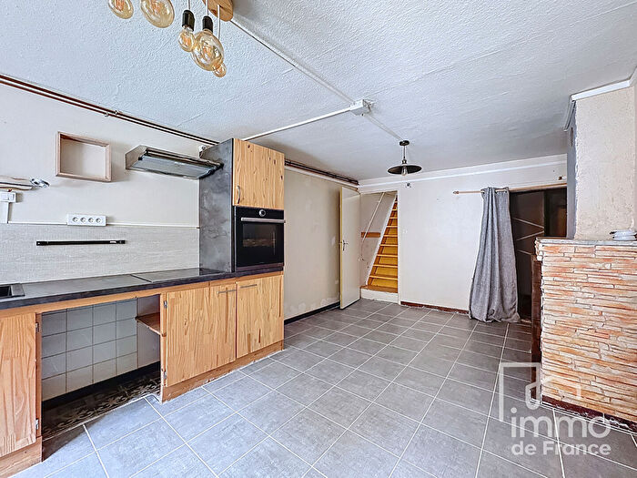 Maison 3 pièces à Saint-Germain-de-Joux, à vendre