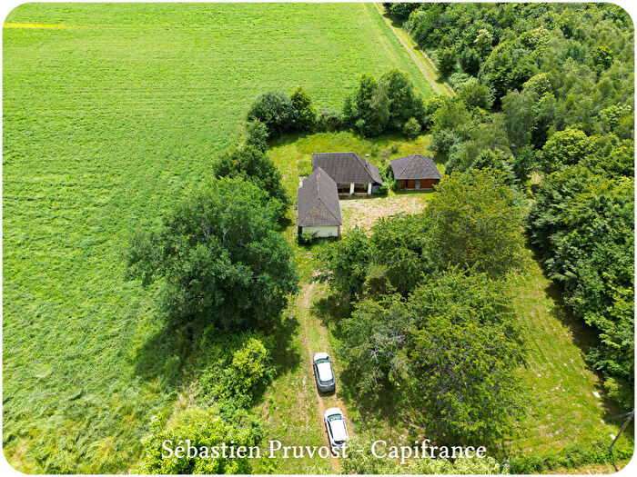 Jumilhac-le-Grand : Maison 4 pièces à vendre