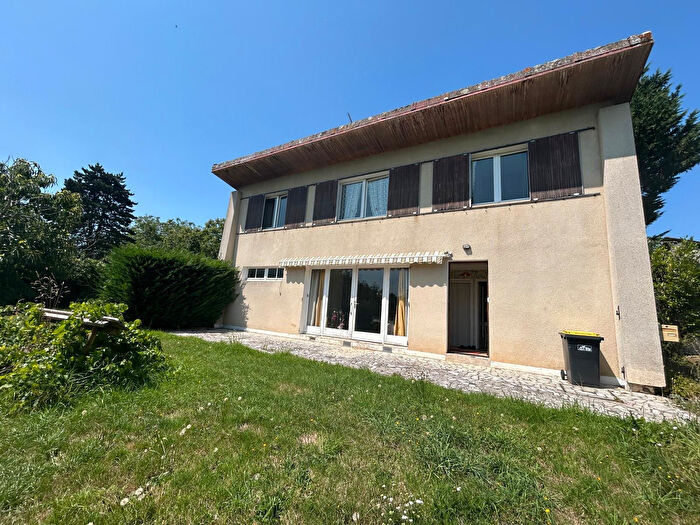 Maison à vendre - Chennebrun - 4 pièces - 3 chambres