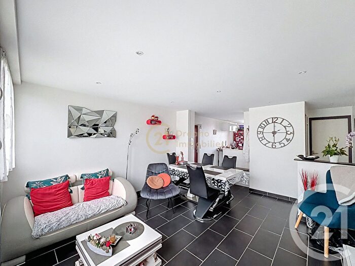 Appartement à vendre - Saint-Jacques-de-la-Lande - 3 pièces - 2 chambres