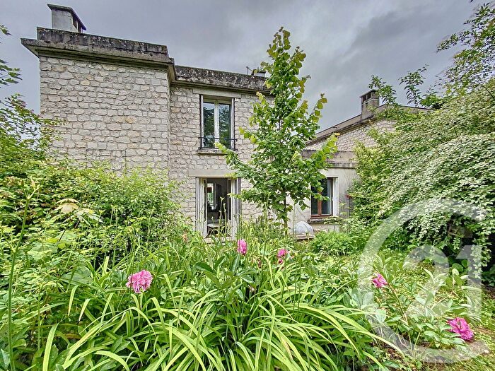 Maison à vendre - Saint-Pierre-lès-Nemours - 5 pièces - 4 chambres