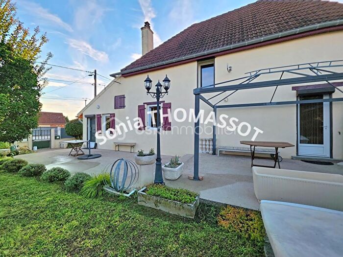 Bonnencontre : Maison 6 pièces à vendre