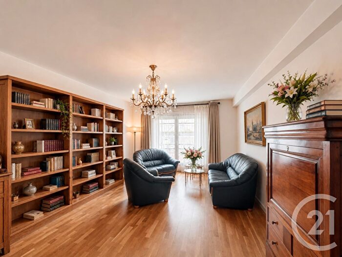 Rambouillet, Saint-Hubert, Louvière - Appartement 4 pièces à vendre