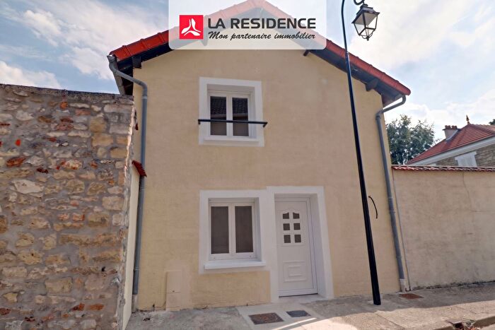 Maurecourt : Maison 3 pièces à louer