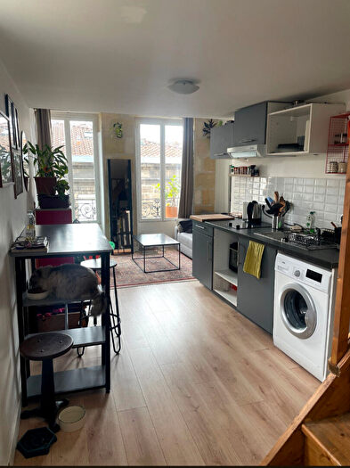 Appartement 3 pièces à Bordeaux, Ornano, à louer