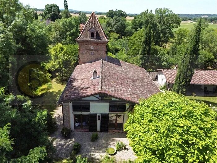 Maison 6 pièces à Saint-Lieux-lès-Lavaur, à vendre