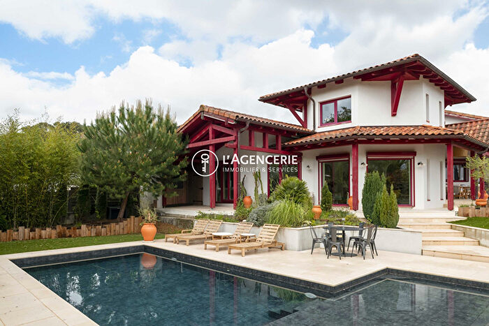 Maison à vendre - Bidart - 8 pièces - 4 chambres