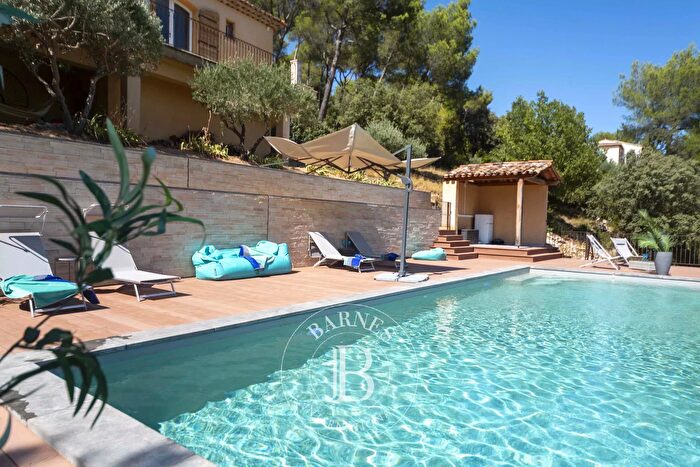 Maison 5 pièces à Aix-en-Provence, à louer