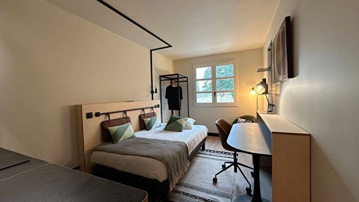 Appartement à louer - Royallieu, Compiègne - 1 pièce