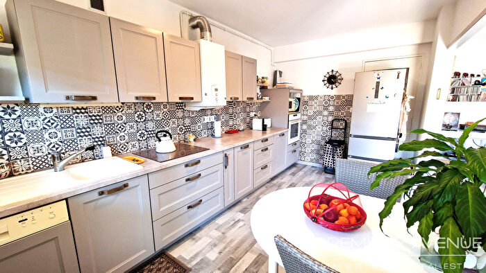 Appartement à vendre - Sainte-Maxime, Centre-ville, Pléiades - 3 pièces - 2 chambres