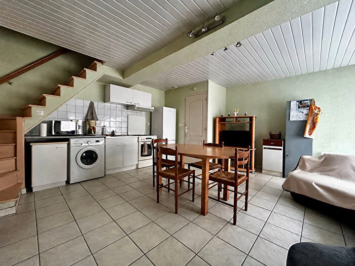 Maison 3 pièces à vendre à Saint-Varent