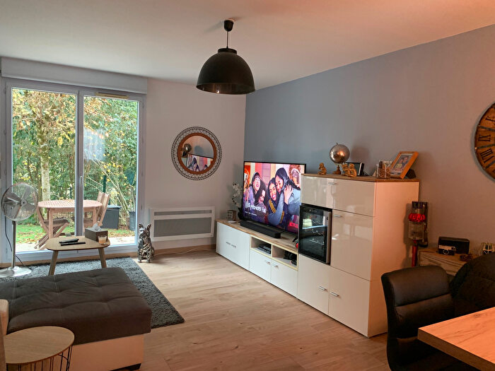 Appartement à louer - Créon - 3 pièces - 2 chambres