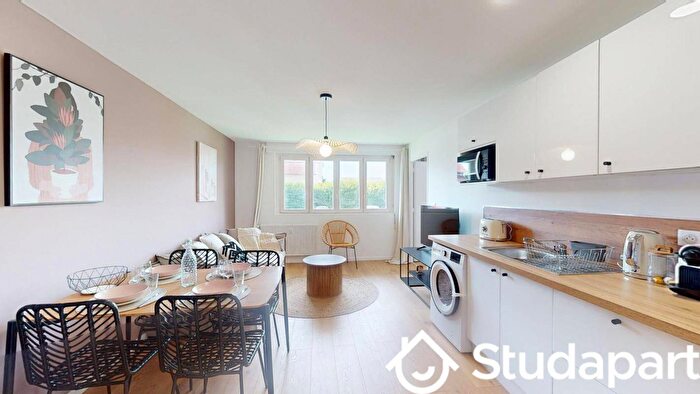 Appartement à louer - Balzac, Dijon - 1 pièce - 2 chambres