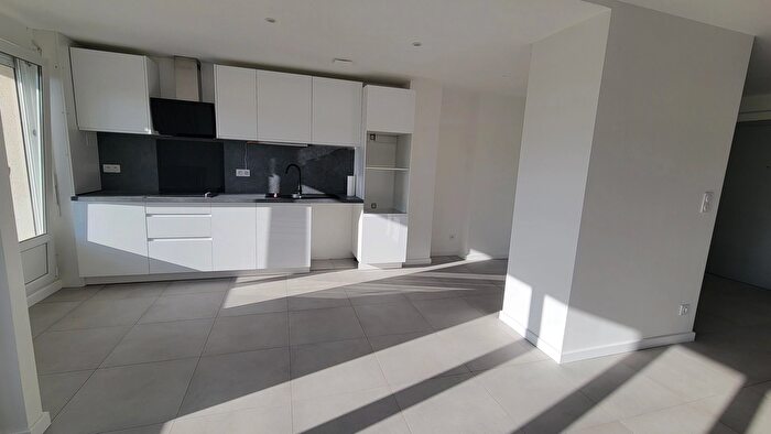 Montbéliard, Faubourg, Mont-Chevis, Chiffogne, Citadelle - Appartement 4 pièces à louer