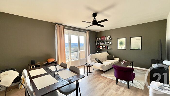 Appartement à louer - Périgueux, Gour de lArche - 3 pièces - 2 chambres