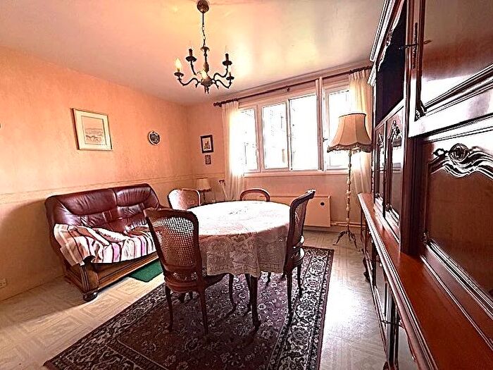 Appartement à vendre - Saint-Clément - 2 pièces - 1 chambre