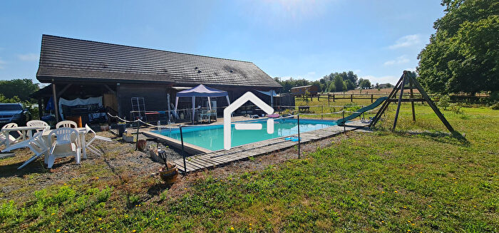 Maison à vendre - Beyssenac - 6 pièces - 4 chambres